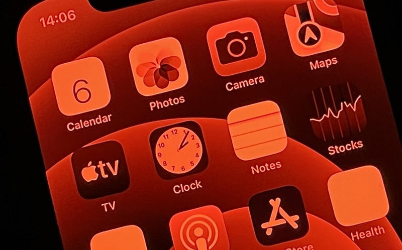 How to Turn Your iPhone Screen Red | BlockBlueLight